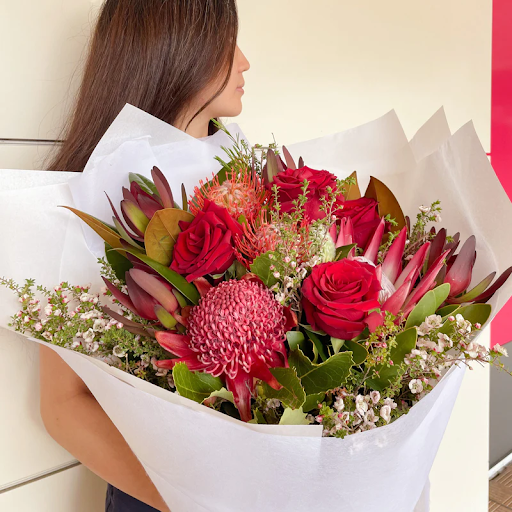 Scent-sational Blooms: A Guide to Fragrant Flower Bouquets